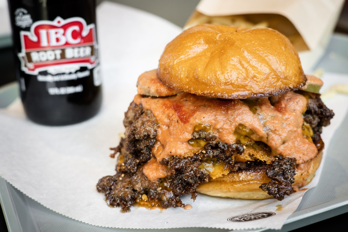 Burger of the month: This smash burger in Tustin is a masterpiece ...