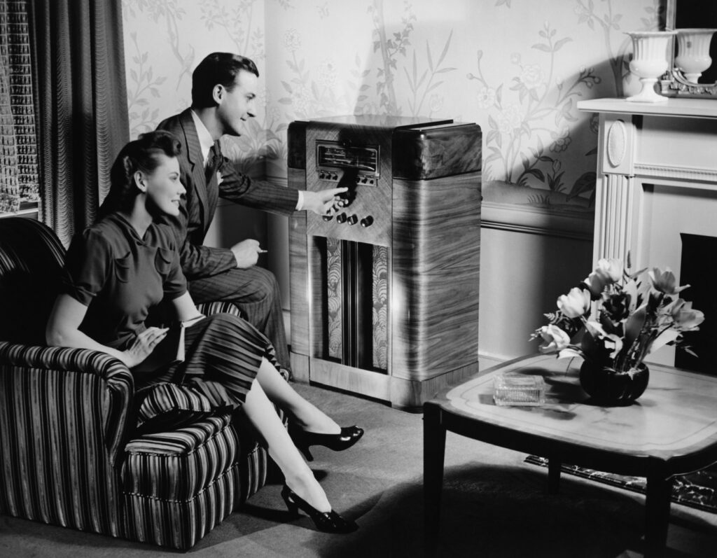 Southern California’s oldest radio station is still its most popular ...